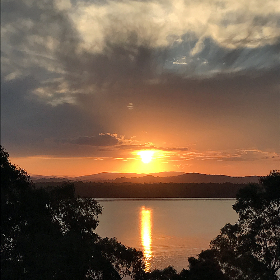 Small Sunset 3 Forster Accommodation | Wallis Lake Cottages